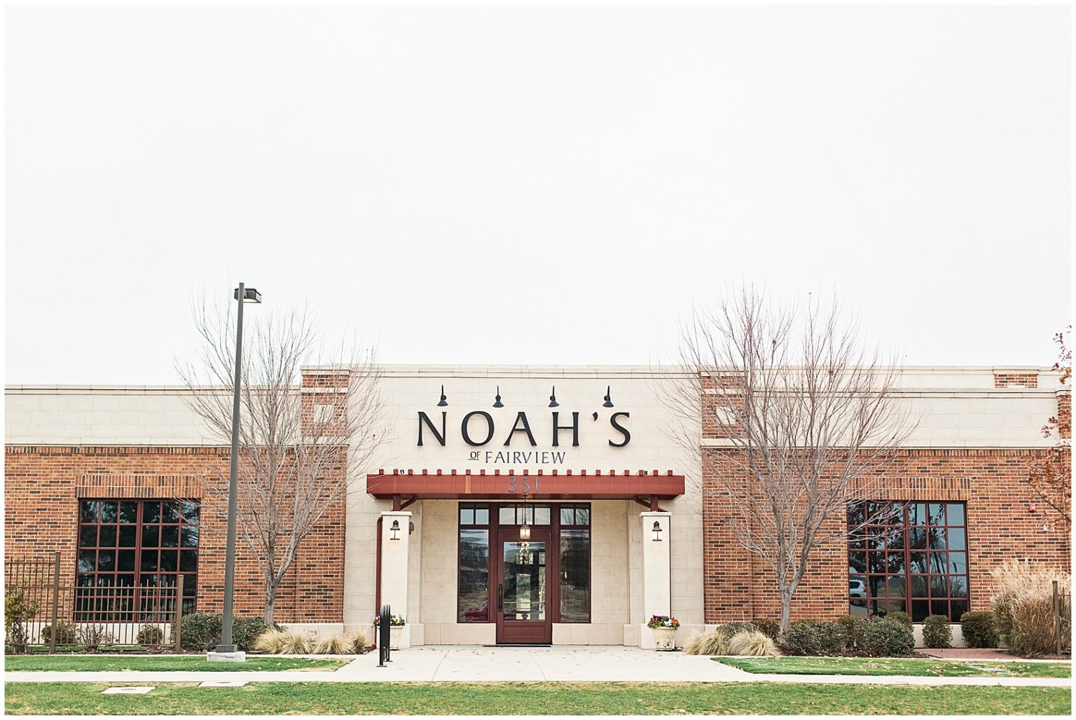 Winter Night Wedding in Texas | Rachele + Ben | kaitlinscott.com